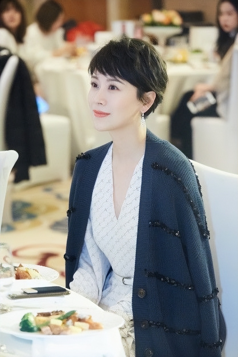 Count those short-haired stars, Zhang Ting, Sun Li, Hai Qing... cool ...