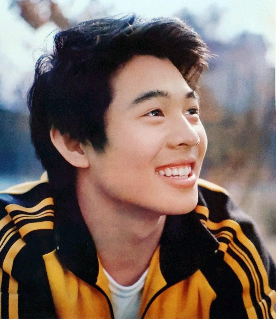 Jet Li posted a recent photo of his wife, 61-year-old Li Zhi is aging ...