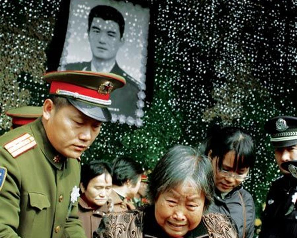 Meng Xiangbin, the hero who moved a city, set his life at the age of 28 in order to save the ...