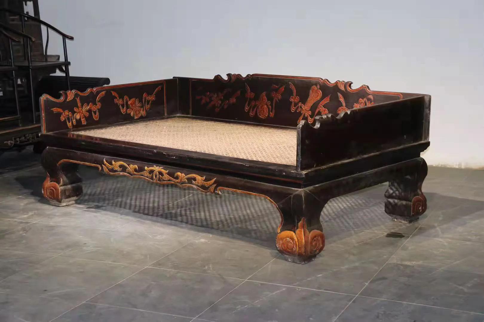 Qing Dynasty, three-legged Arhat bed - iNEWS