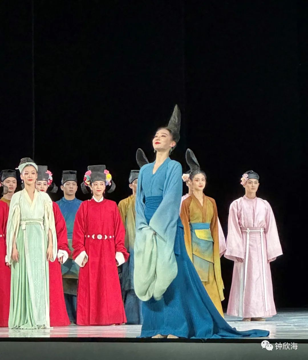 Some insights from watching the dance poetry drama "Only This Green ...
