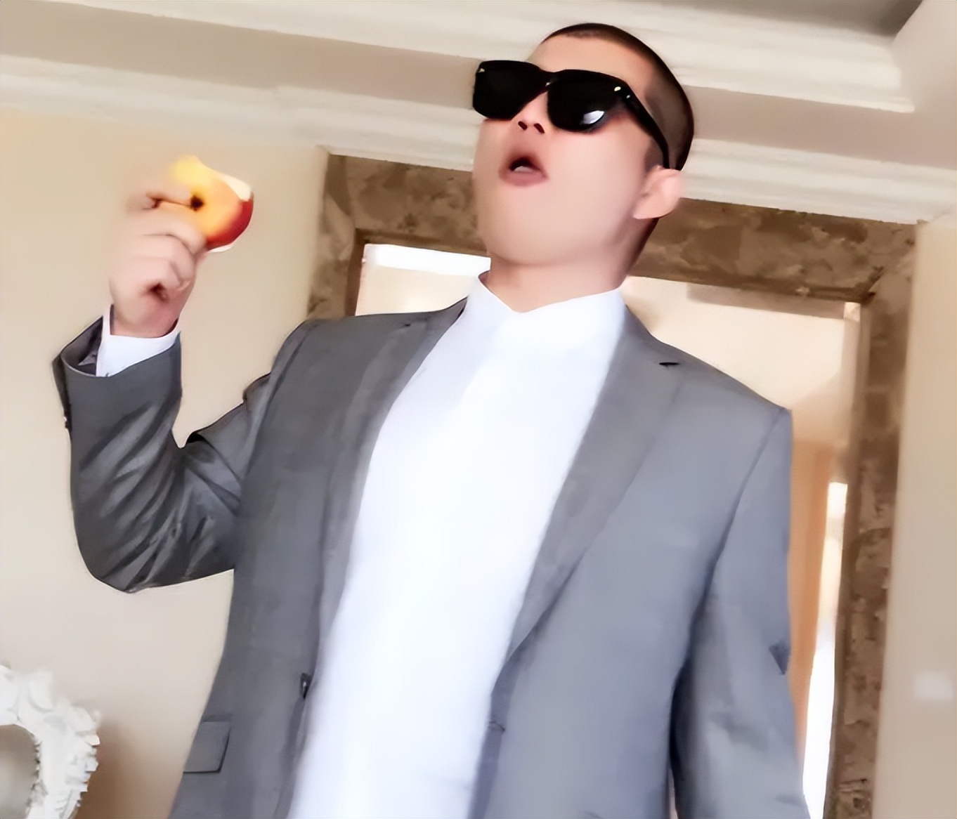 The artists under the banner frequently ripped apart the brothers, and ...