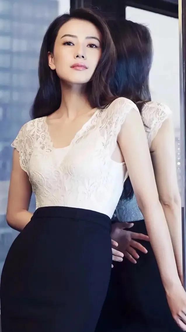 Gao Yuanyuan Exquisite Atlas on April 30, 2023 - iMedia