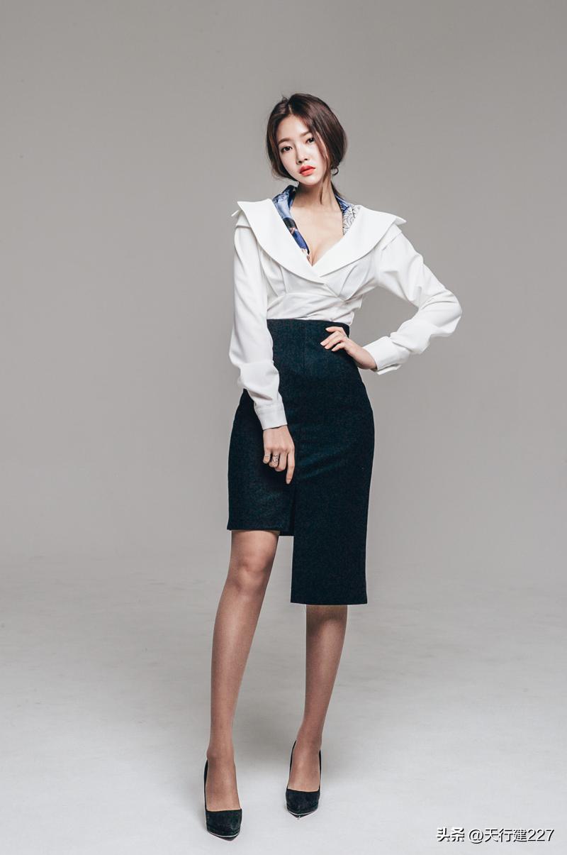 Park Jeong-yoon: Night Moon, A Curtain of Dreams, Spring Breeze, Ten ...