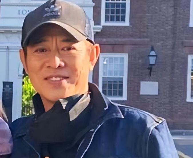 59-year-old Jet Li's recent photos were exposed, showing his bloated ...