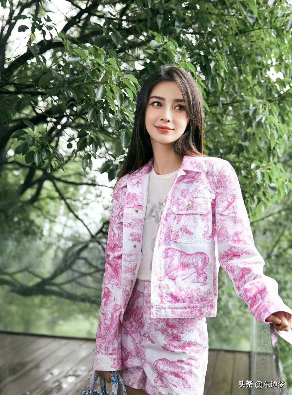 Yang Ying Angelababy's smoking video was leaked and the store ...