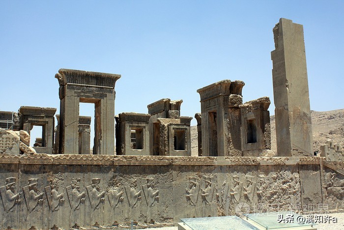 The Achaemenid Dynasty, Institutional Innovation and Cultural ...