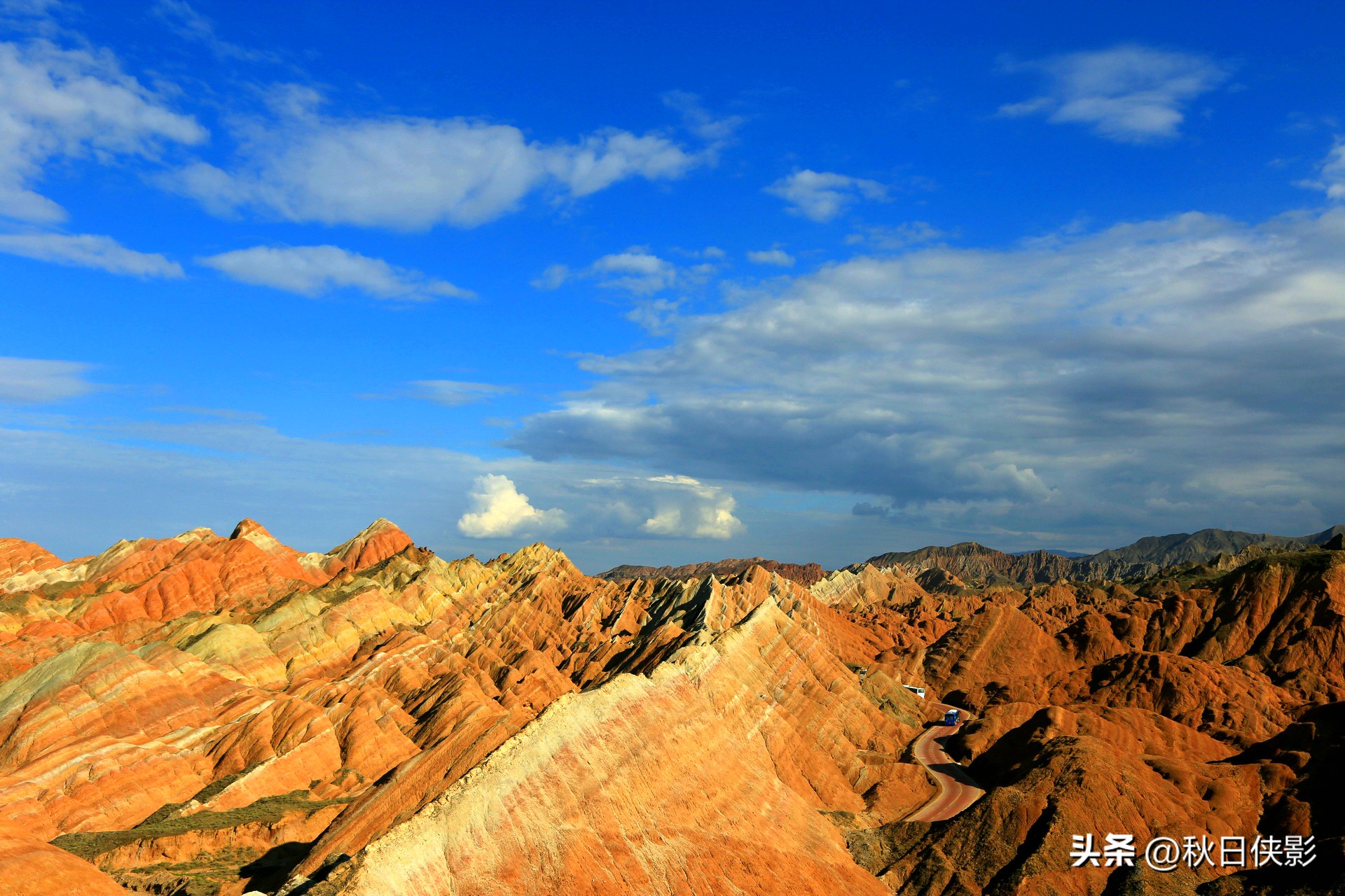 This scenic spot in Gansu is famous for its Danxia scenery, such as an ...