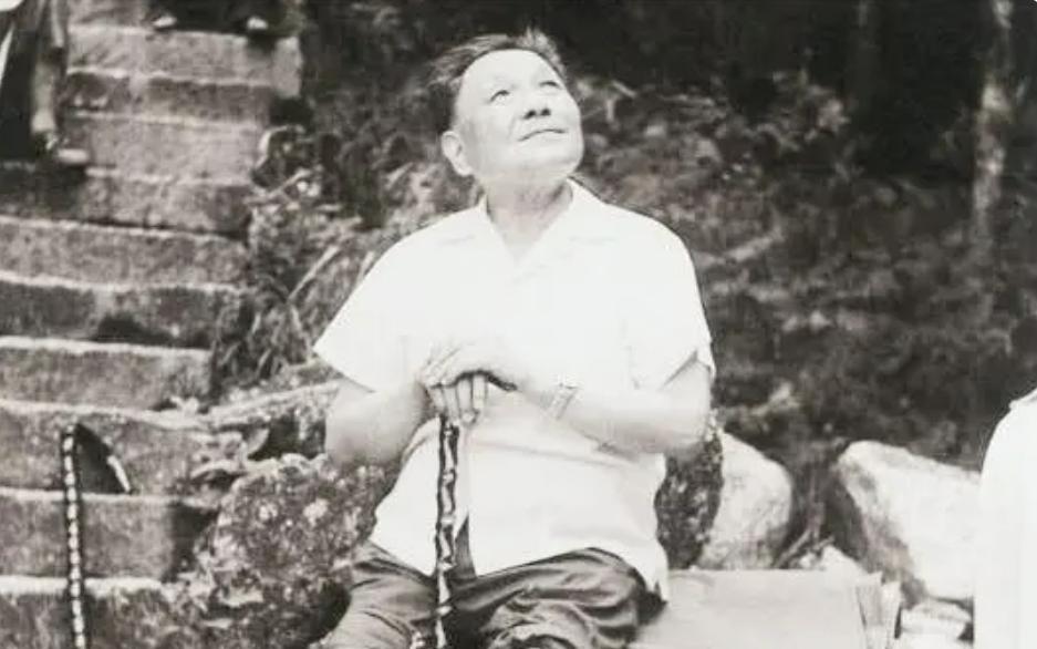 When Deng Gong passed away in 1997, how did the leaders of the world ...