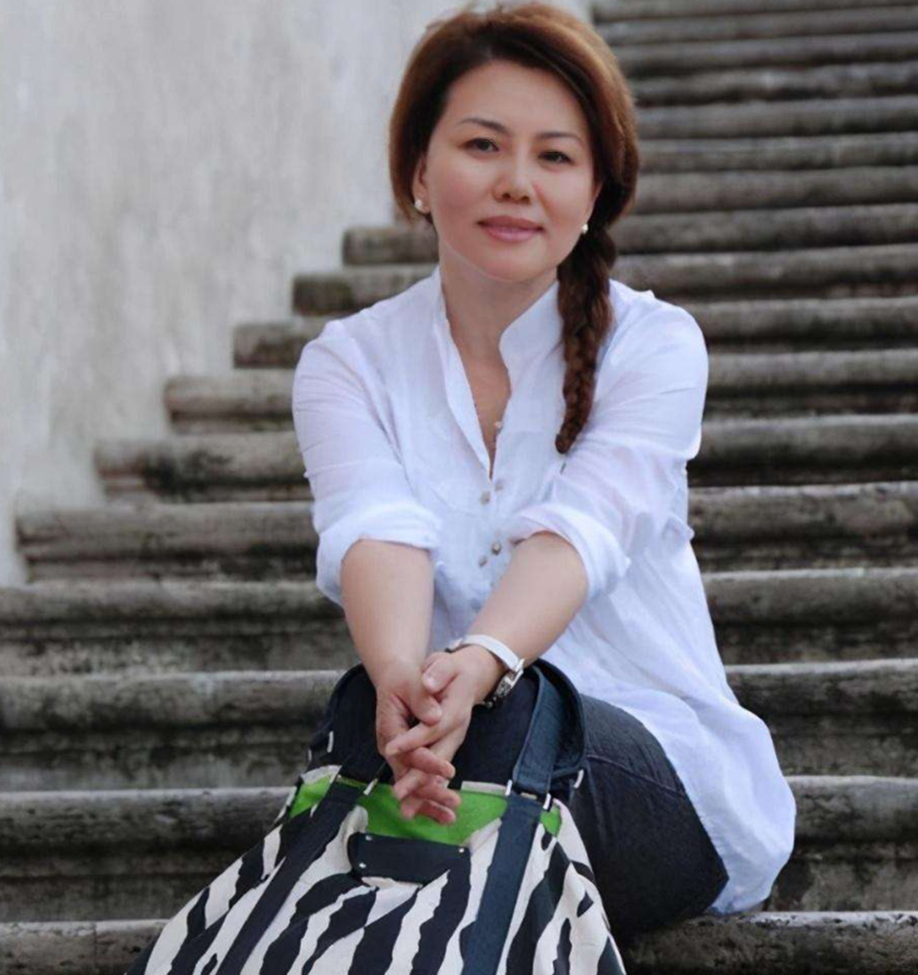 Fang Jing, the "famous mouth of CCTV", fell into the "spy gate" and was ...