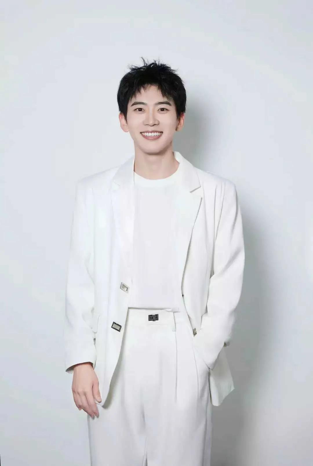 "Cover Story" Fei Qiming: The career of an actor has only a starting ...