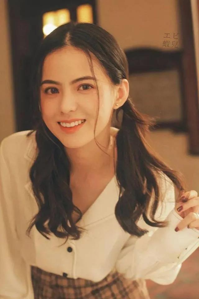 Huang Riying's beautiful picture - iMedia