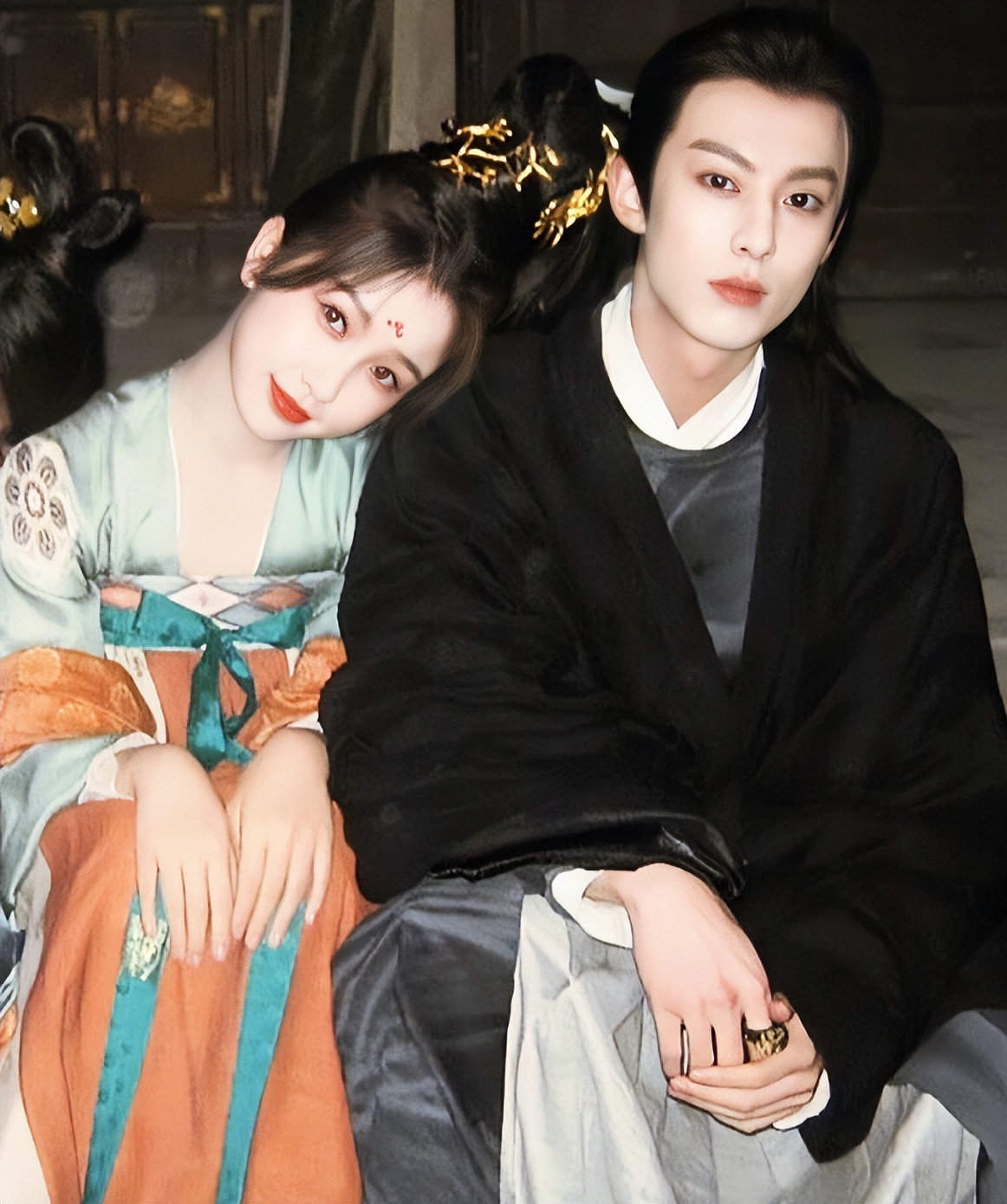 The director of "Canglan Jue" hammered "Dixin Gravity" online, and responded to CP fan comments ...