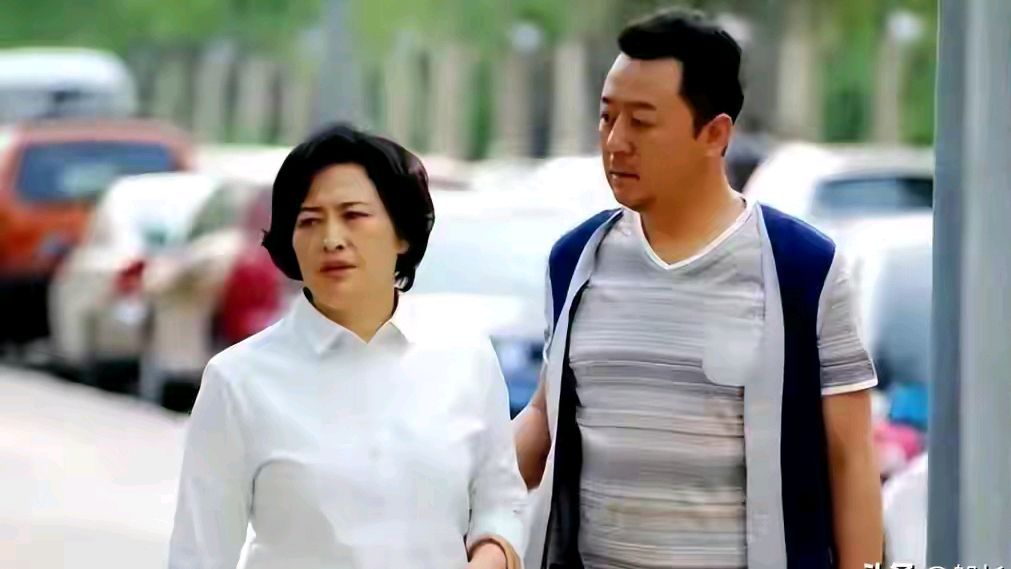 "Mom, come and bring your grandson, 4,000 yuan a month", 62-year-old ...