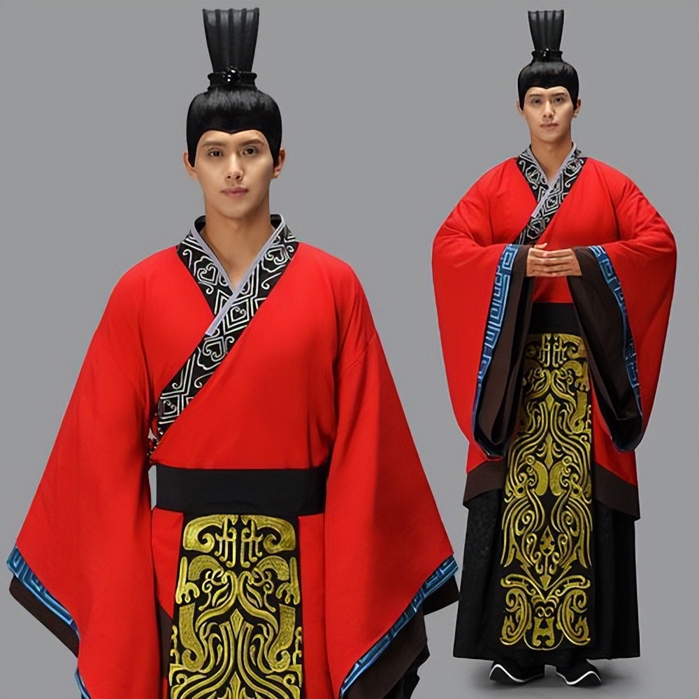 What are the characteristics of "feather weaving" silk fabrics among the unearthed silks from ...