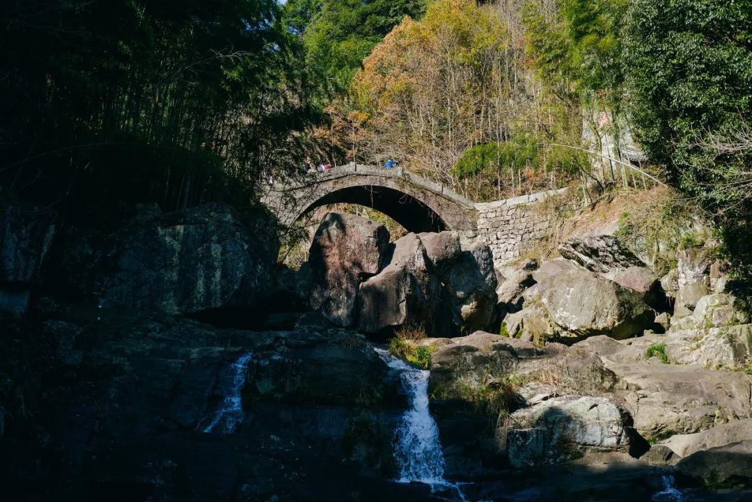 Danshan and Chishui are full of autumn scenery - iNEWS