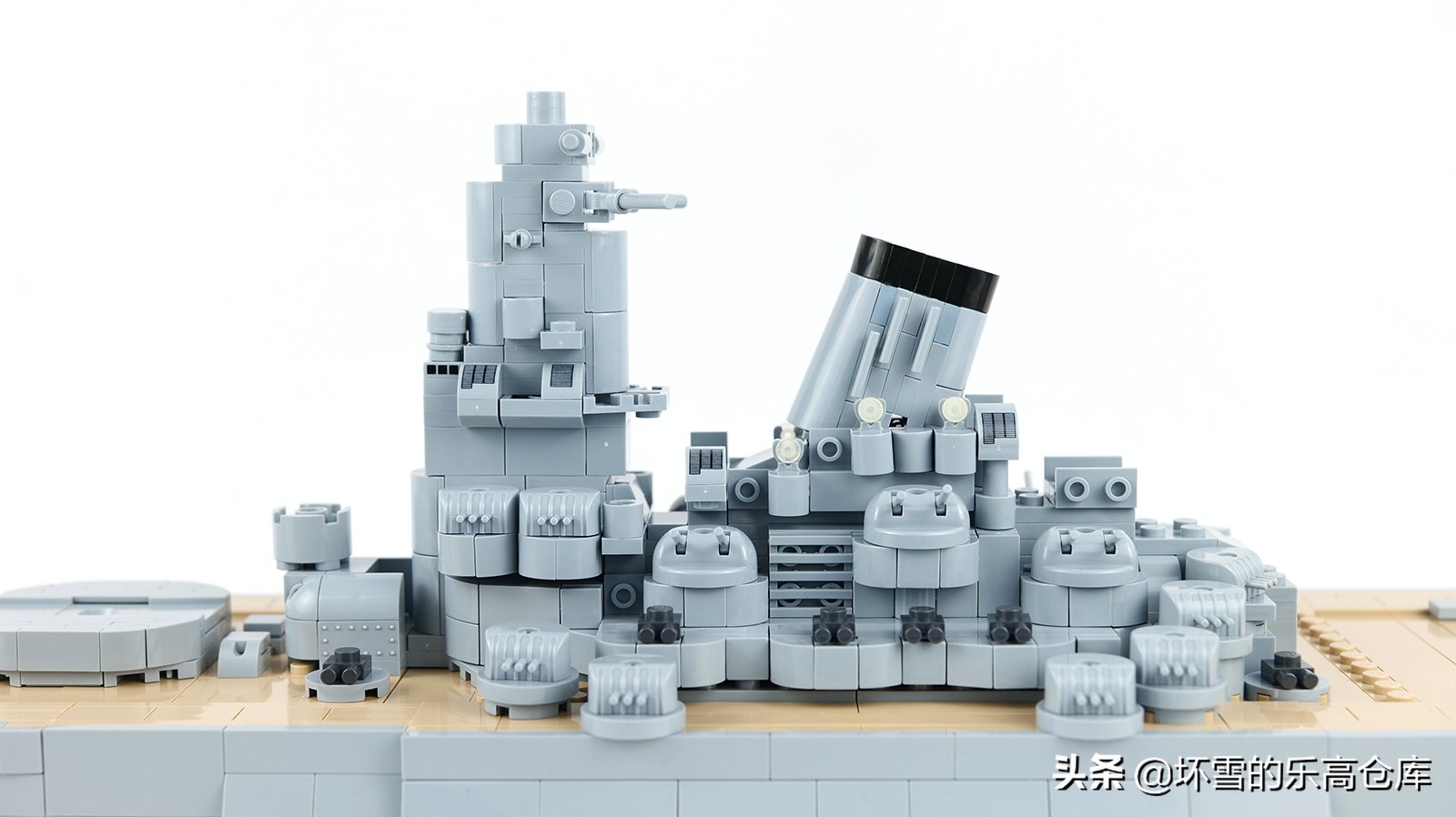 The Fall of the Great Ship: Cobi Building Blocks Musashi Battleship ...