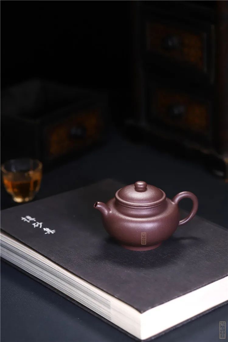 "Diaozhi" Wan Yuao - iNEWS