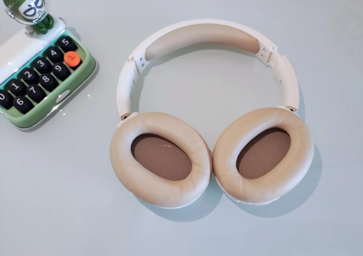 Edifier W820NB Double Gold Standard Edition Review: Comfortably Listen ...