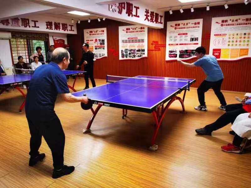 Small balls spread warmth to neighbors and promote harmony - iMedia
