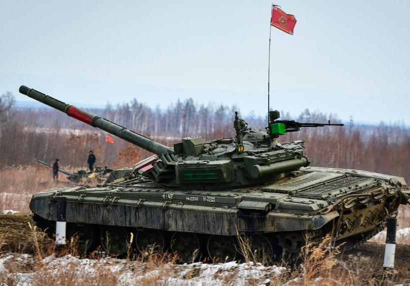 Sleeping Behemoth Awakens: Soviet-era tanks reappear on Ukrainian ...