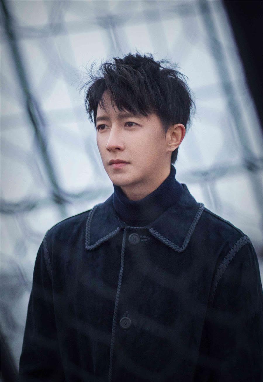 Han Geng and Lu Jingshan take their daughter on vacation, Han Geng ...