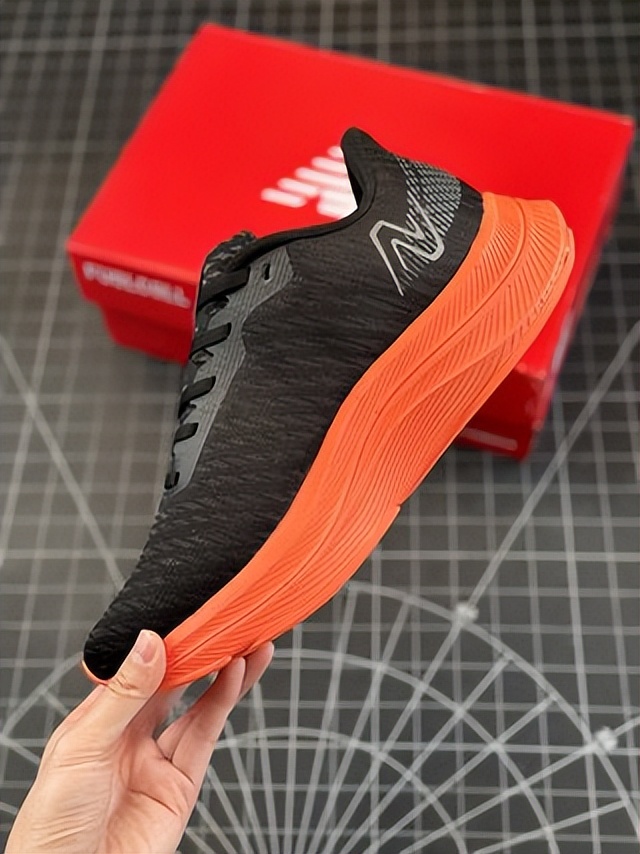 Breathable Professional Cushioned Running Shoes - iMedia