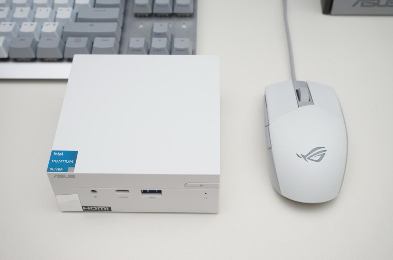 Pure white high-value, simple new table, ASUS white Mini PC shines - iNEWS