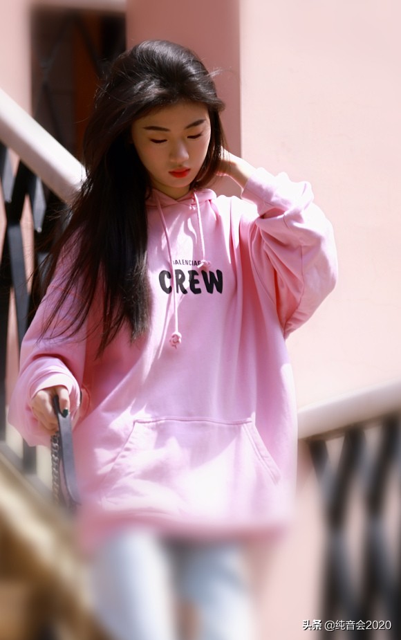 Shan Yichun participated in the recording of beautiful pictures in the ...