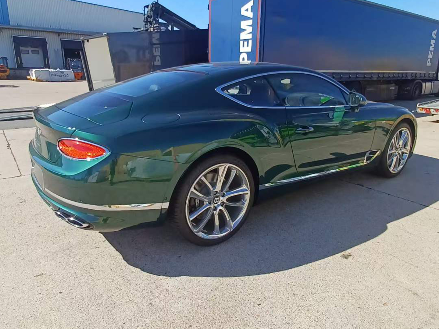 22 Bentley Continental GT V8 4.0 Emerald Green (Muller's Special Paint ...