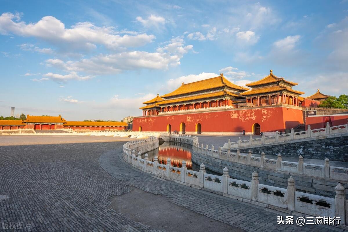 Why is America declining so quickly? - iMedia