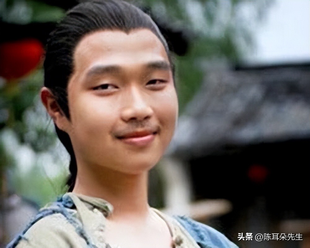 He Wenhui: I saw Zhou Xingchi in the barber shop, I watched him for 3 ...