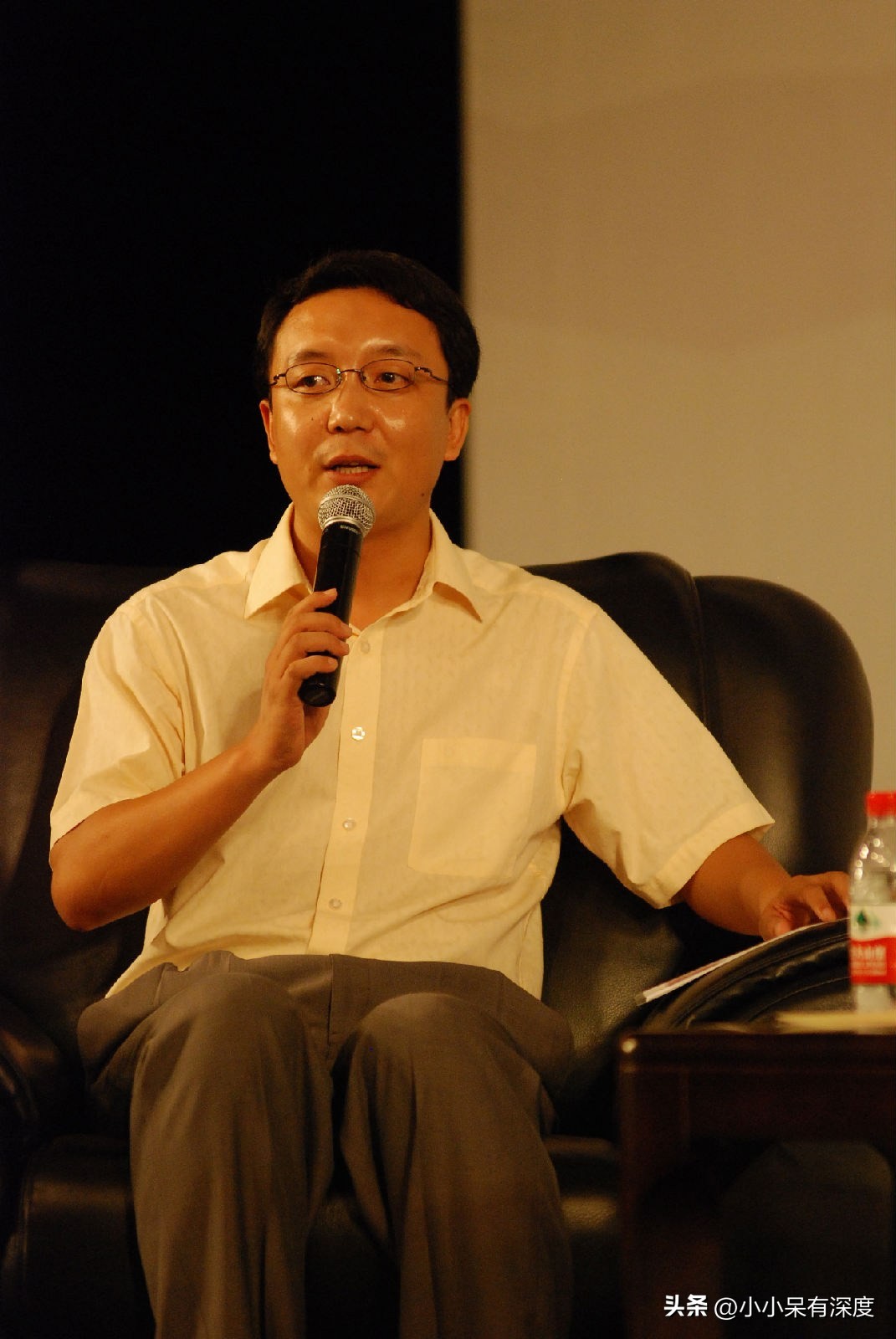Lu Yiming, do you remember him? His wife, Tian Lan, not only looks pure ...