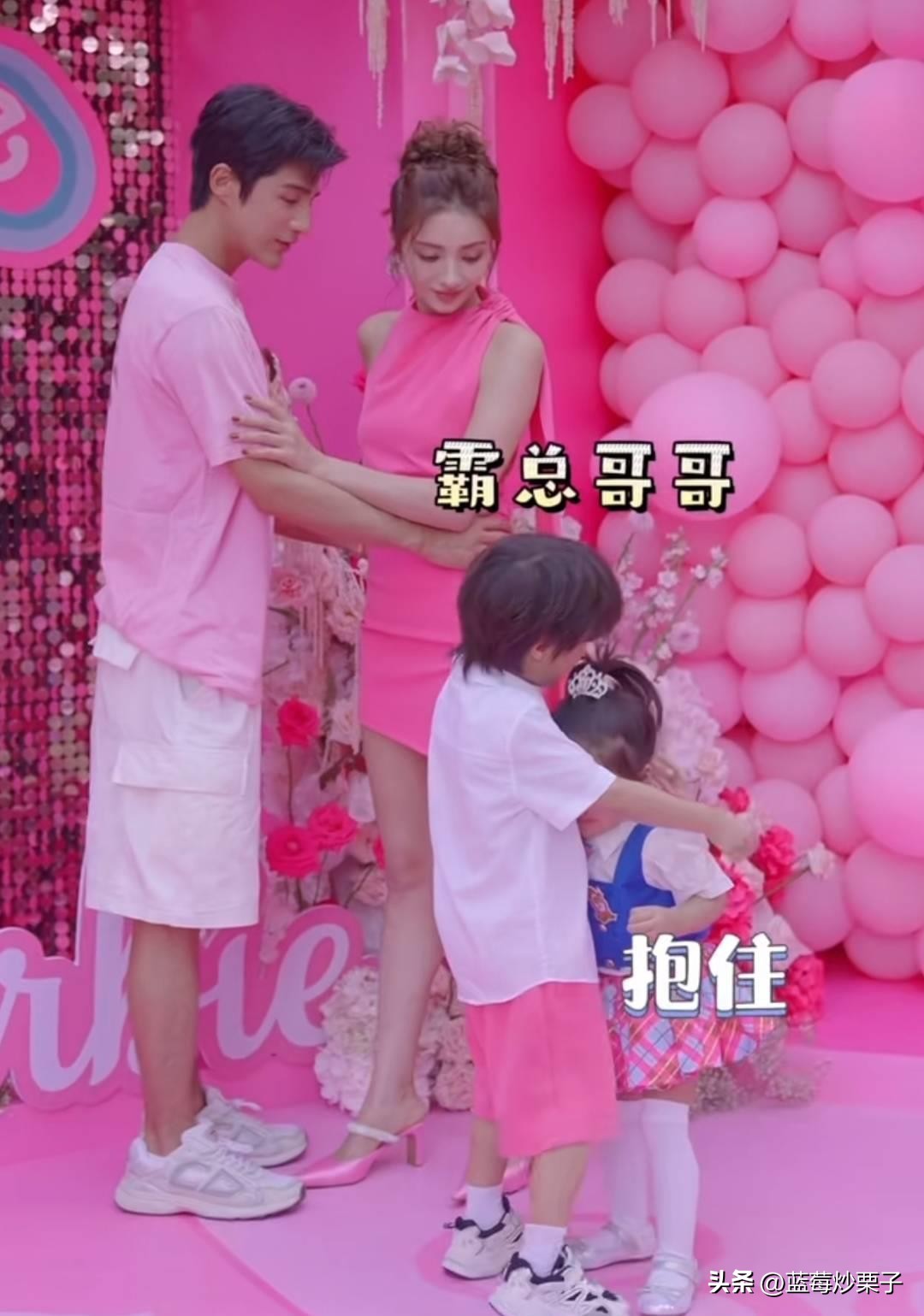 Jiang Chao organized a Barbie party to celebrate the birthday of his ...