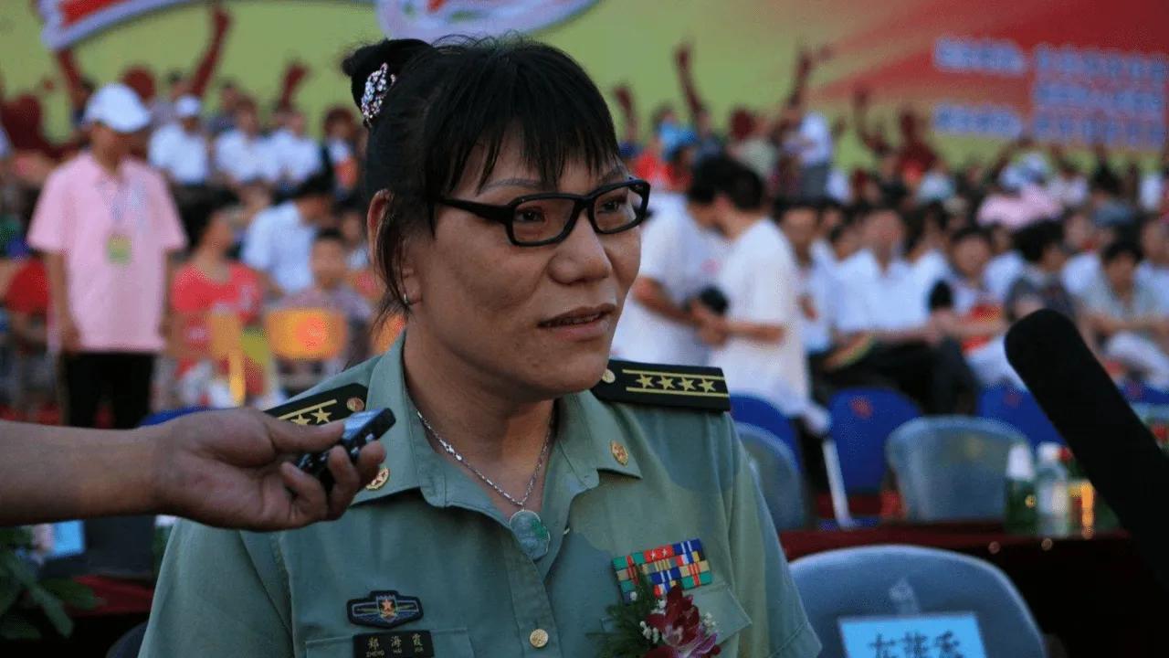 55-year-old Zheng Haixia was nominated for the Basketball Hall of Fame ...