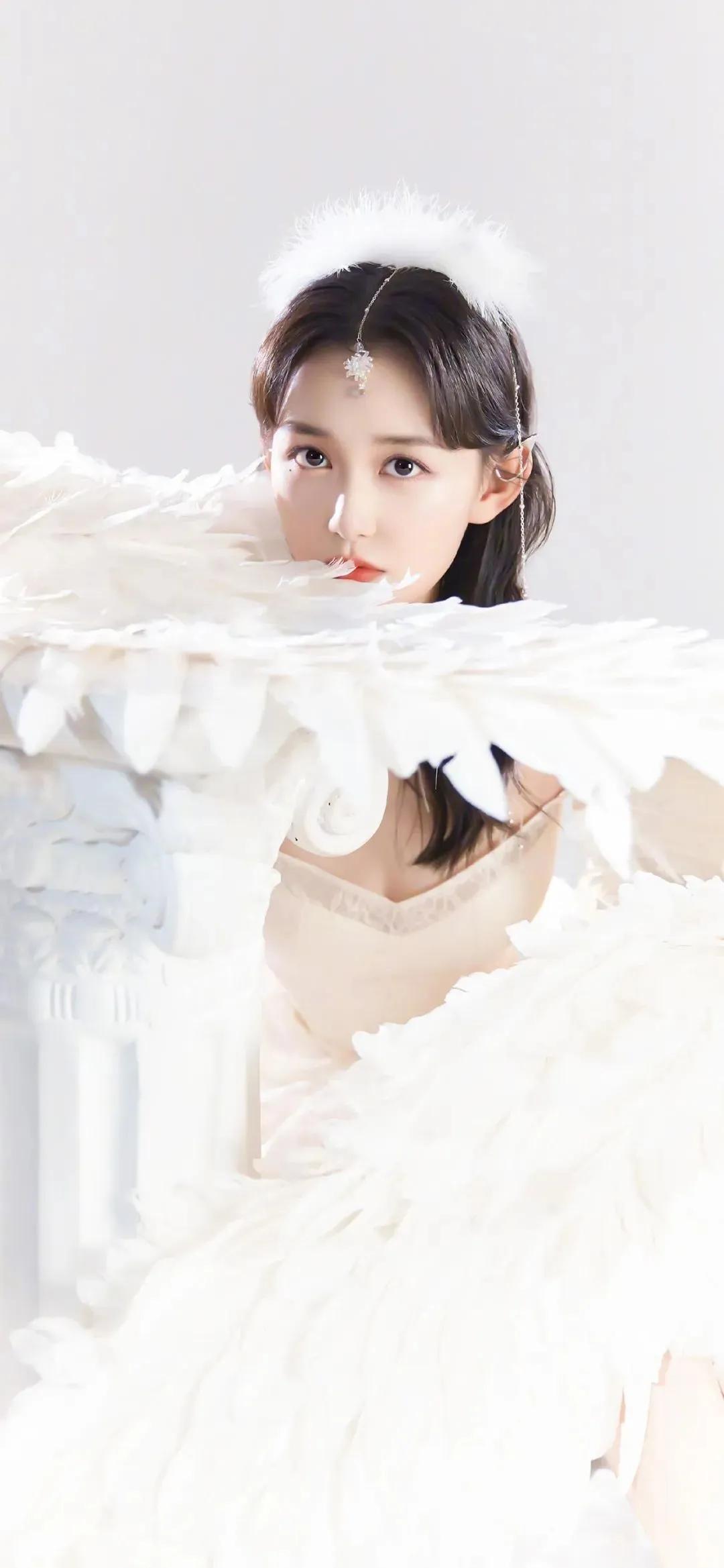 Jiang Yiyi's mobile wallpaper - iMedia