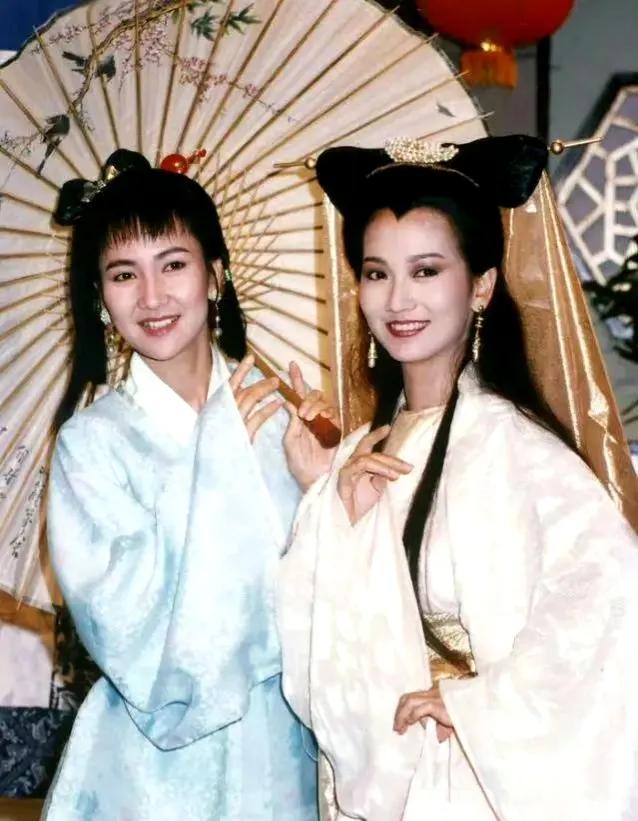 The beauty of the snake clan is a family inheritance, right? - iMedia