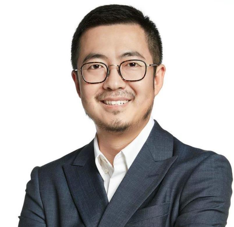 At the age of 37, Jiang Fan became Ali's partner again! He was expelled ...