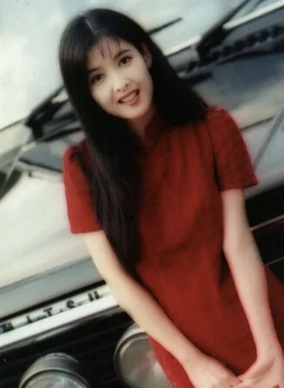 Zhou Huimin's real appearance is revealed, and the contrast between ...