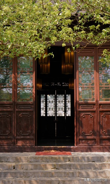 "Qiu Ling in the Heart of the Second Master" IV - iNEWS