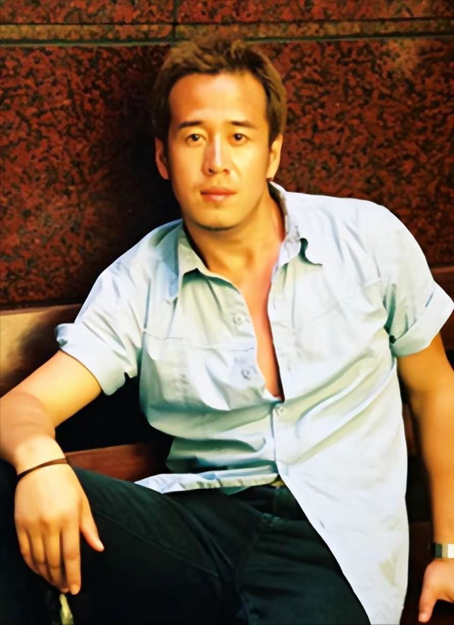 Singer Yang Kun: Suffering from depression for many years, the two most ...