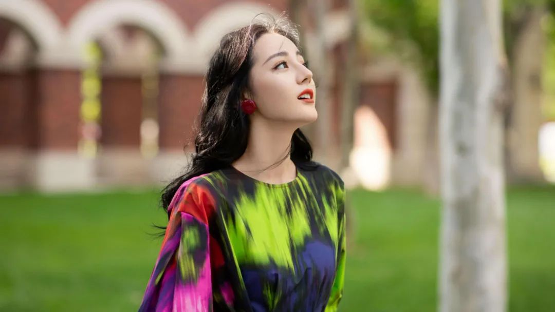 Entertainment Breaking News: Di Lieba, Huang Xiaoming, Ju Jingyi, Wu ...