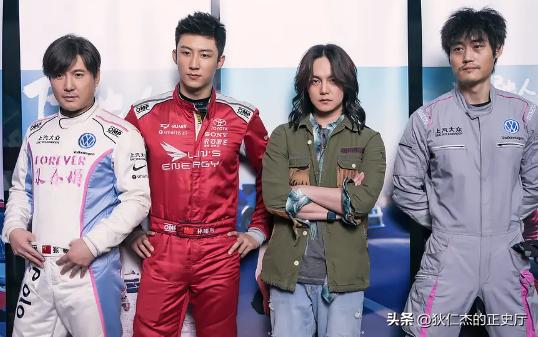 "Flying Life": The Realistic Perspective of Little People - iMedia