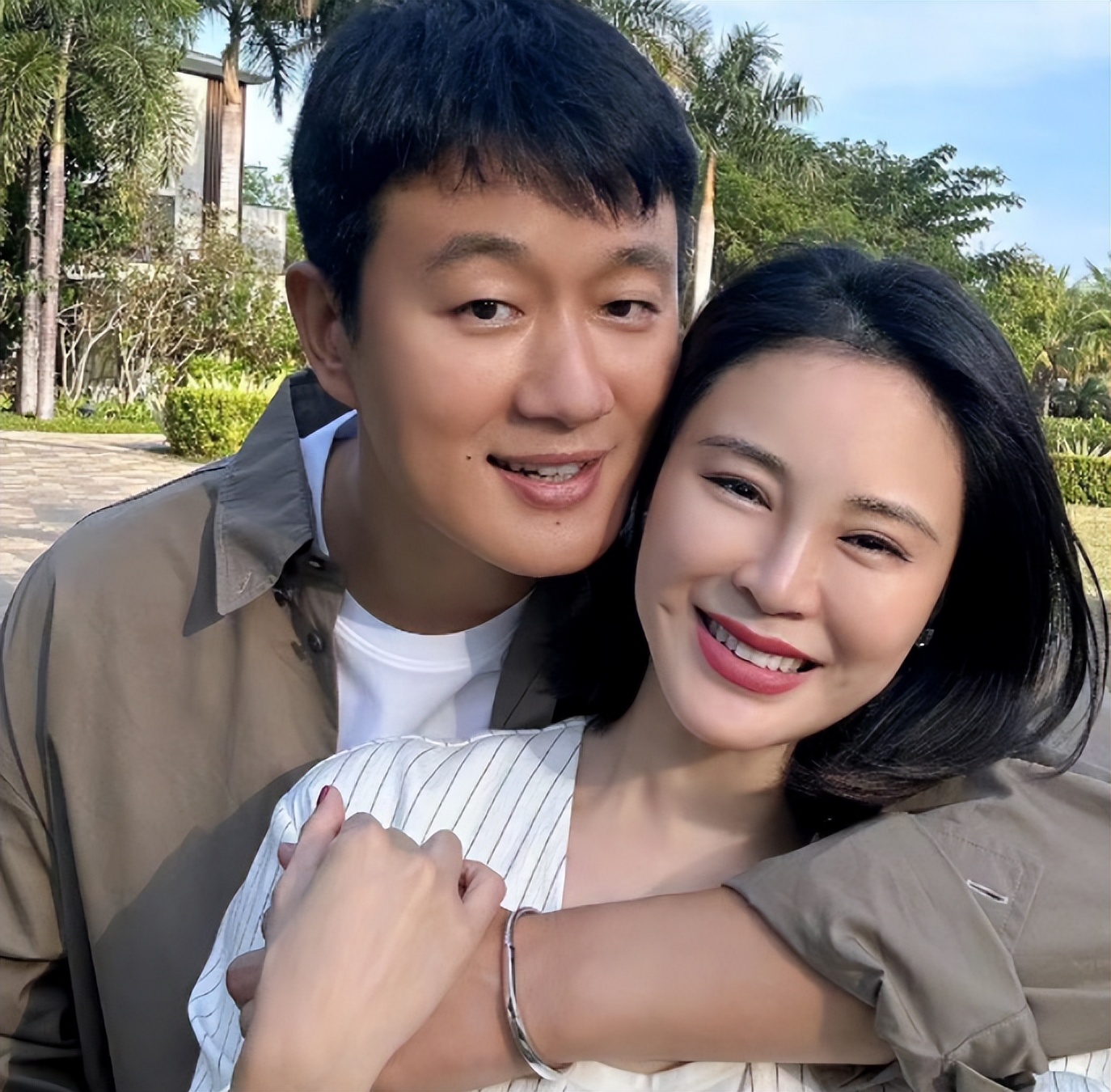 Tong Dawei showed his old age by eating boiled vegetables all the year round, and Guan Yue was ...