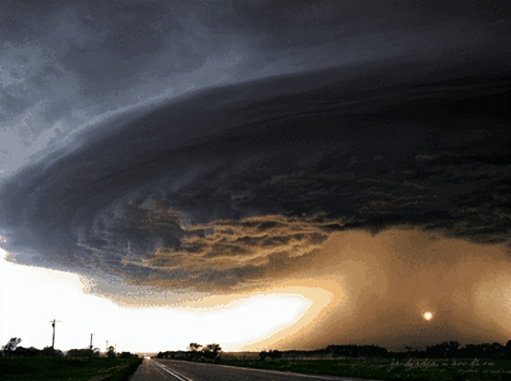 The Twin Typhoon Effect: What Happens If 2 Typhoons Collide Together ...