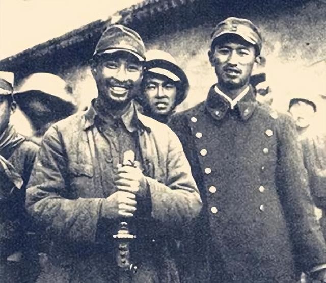 In 1943, Deputy Commander Zhou Xihan gave in to his subordinates, which ...