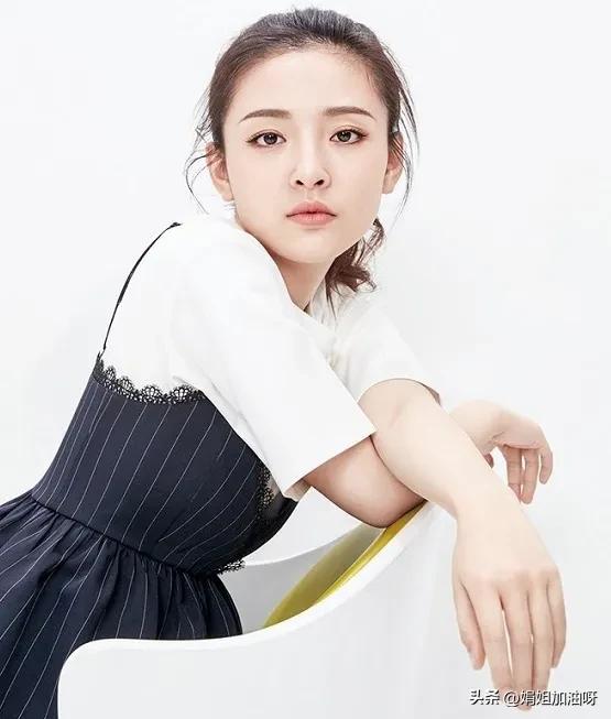 Share the picture, Wu Qian's stunning photo - iNEWS