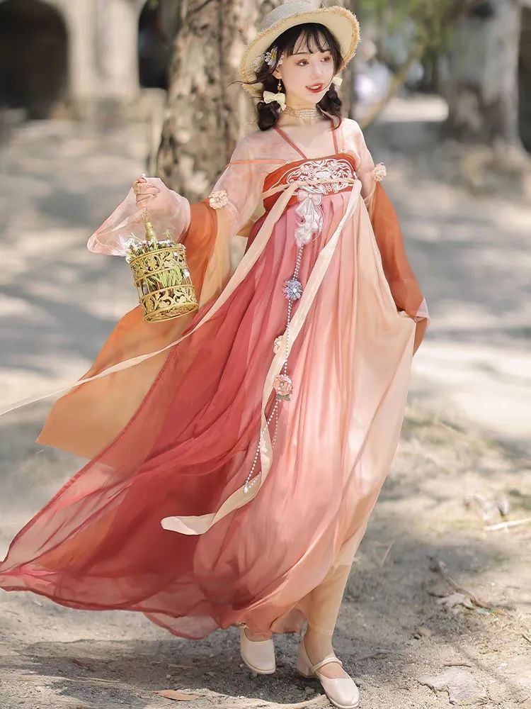 Fashion blogger reveals the secret: How should you choose the shape of ...