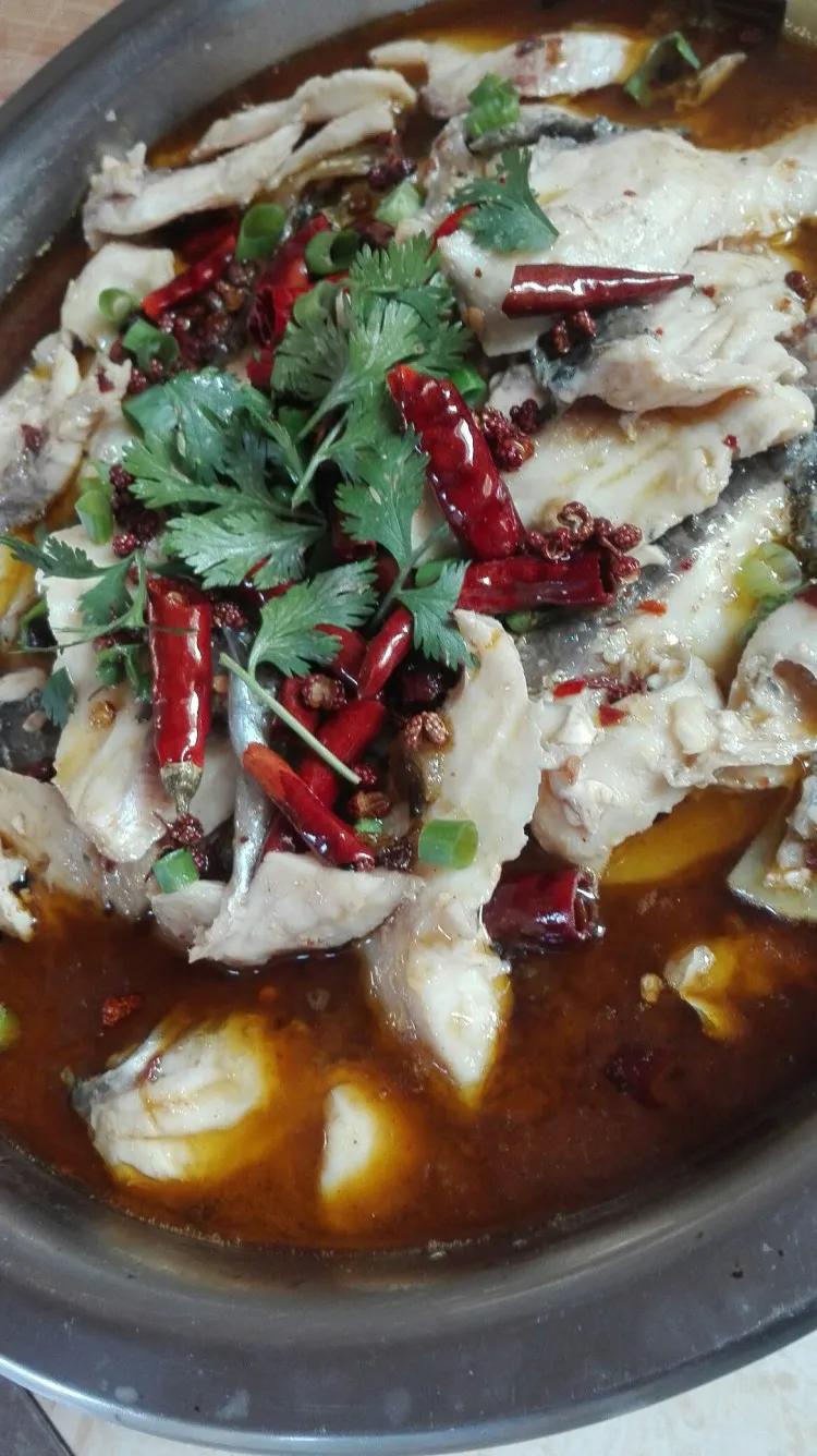 Delicacy of the Bai Nationality in Dali - iNEWS