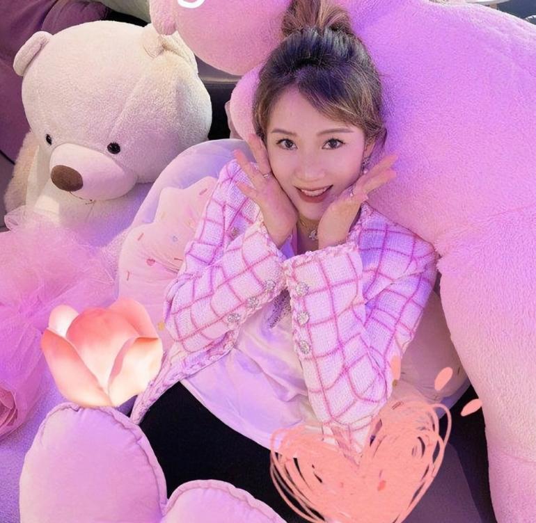 The 38-year-old wife Li Nian's postpartum photos were exposed, her ...